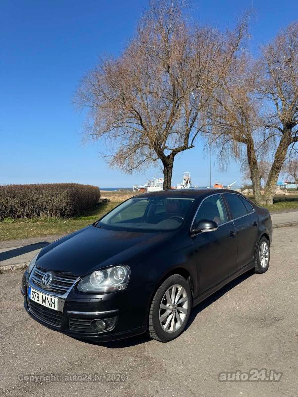 Black Volkswagen Jetta 2008 in Tallinn, with an engine capacity of 2.00 L and mileage of 296 thousand km for 1900 €, photo 1 on AUTOMOTO.COM.LV
