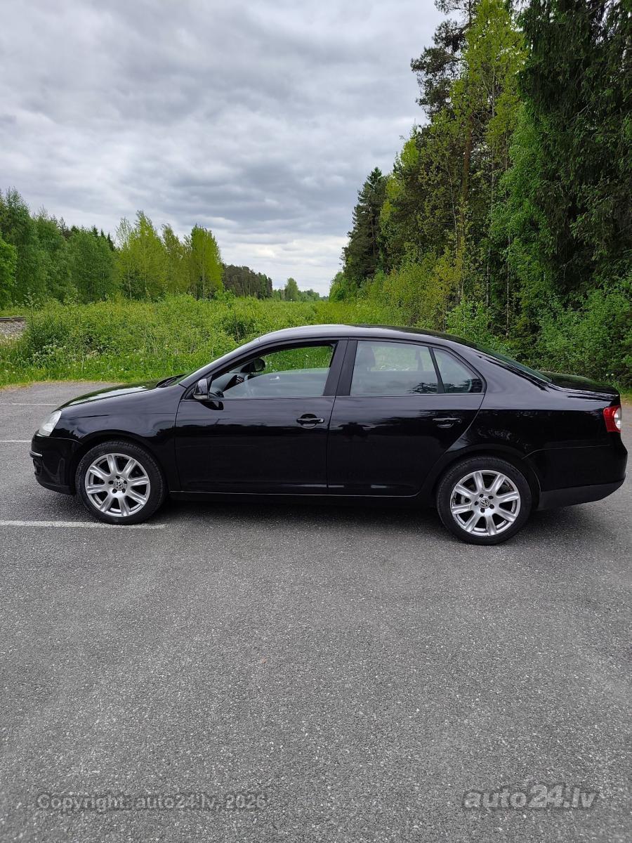 Melns Volkswagen Jetta 2008 Tallina, ar dzinēja tilpumu 1.60 L un nobraukumu 197 tūkst. km par 1999 €, foto 9 vietnē AUTOMOTO.COM.LV