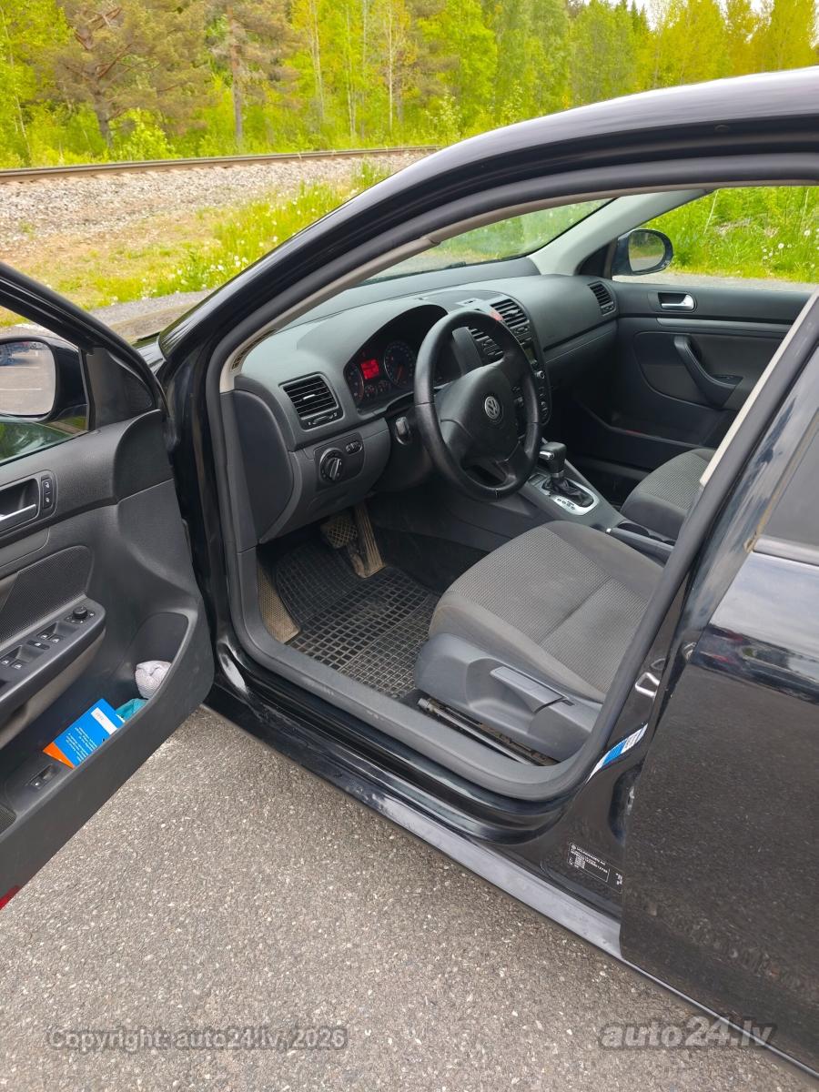 Melns Volkswagen Jetta 2008 Tallina, ar dzinēja tilpumu 1.60 L un nobraukumu 197 tūkst. km par 1999 €, foto 19 vietnē AUTOMOTO.COM.LV