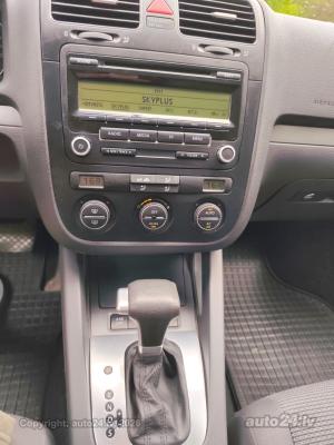 Melns Volkswagen Jetta 2008 Tallina, ar dzinēja tilpumu 1.60 L un nobraukumu 197 tūkst. km par 1999 €, foto 21 vietnē AUTOMOTO.COM.LV