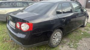 Melns Volkswagen Jetta 2008 Rīga, ar dzinēja tilpumu 1.60 L un nobraukumu 375 tūkst. km par 630 €, foto 6 vietnē AUTOMOTO.COM.LV