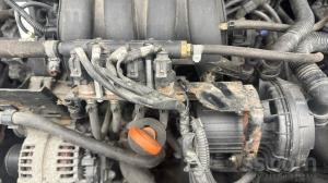 Melns Volkswagen Jetta 2008 Rīga, ar dzinēja tilpumu 1.60 L un nobraukumu 375 tūkst. km par 630 €, foto 14 vietnē AUTOMOTO.COM.LV