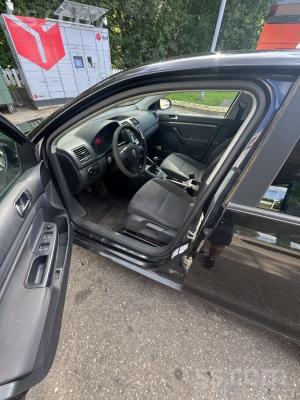 Melns Volkswagen Jetta 2008 Rīga, ar dzinēja tilpumu 1.60 L un nobraukumu 375 tūkst. km par 1360 €, foto 6 vietnē AUTOMOTO.COM.LV