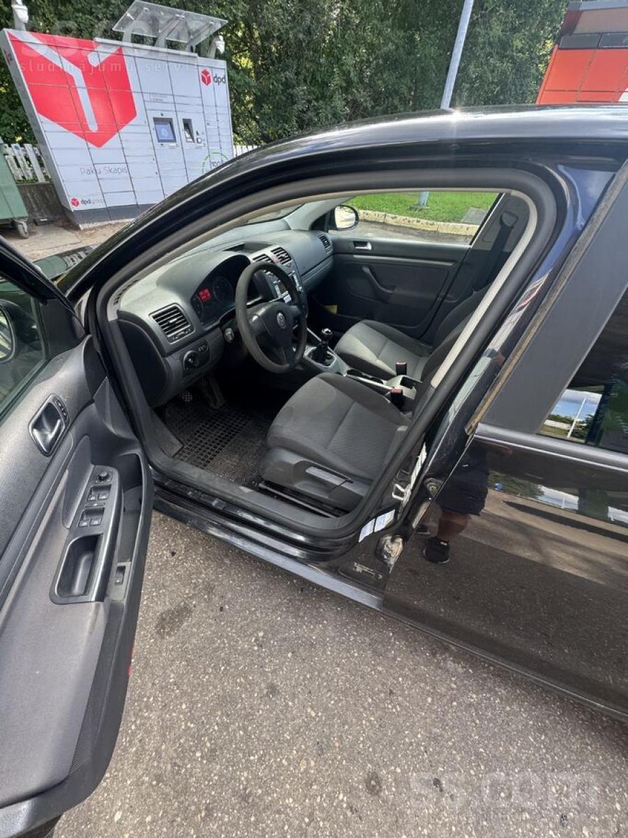 Melns Volkswagen Jetta 2008 Rīga, ar dzinēja tilpumu 1.60 L un nobraukumu 375 tūkst. km par 1360 €, foto 6 vietnē AUTOMOTO.COM.LV