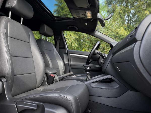 Melns Volkswagen Jetta 2008 Kauņa, ar dzinēja tilpumu 1.90 L un nobraukumu 316 tūkst. km par 2000 €, foto 8 vietnē AUTOMOTO.COM.LV