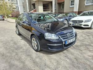 Melns Volkswagen Jetta 2009 Viļņa, ar dzinēja tilpumu 1.90 L un nobraukumu 258 tūkst. km par 1900 €, foto 3 vietnē AUTOMOTO.COM.LV