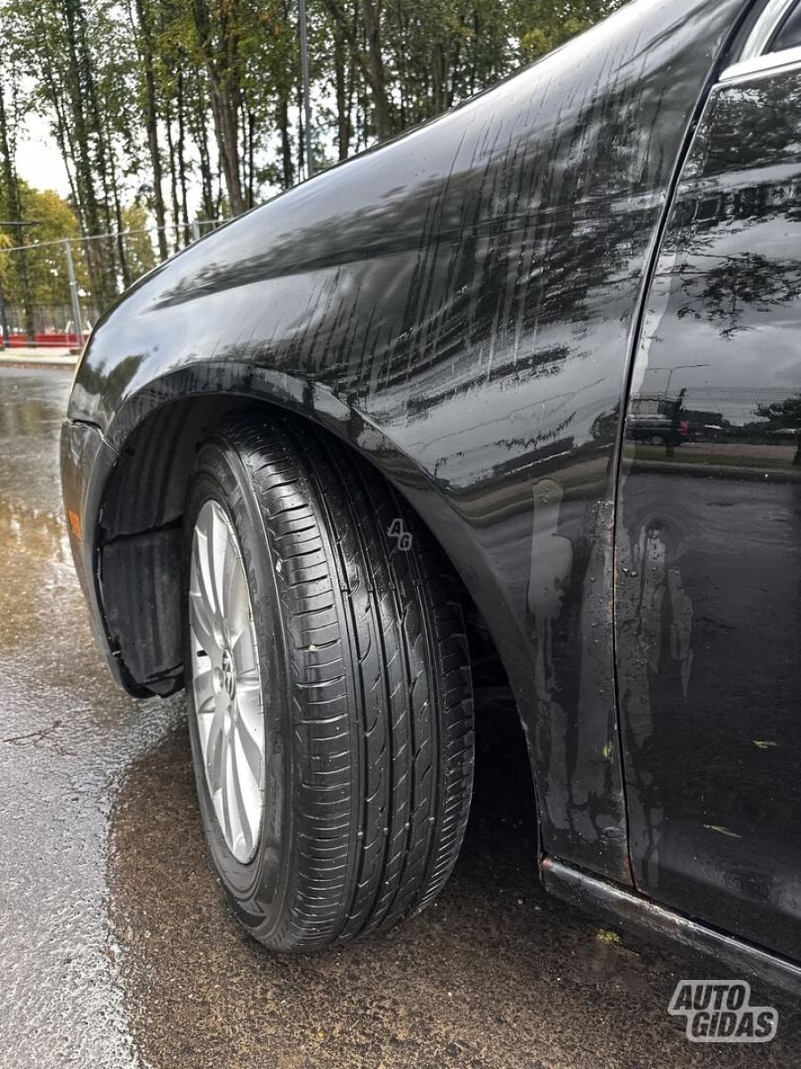 Melns Volkswagen Jetta 2009 Kauņa, ar dzinēja tilpumu 2.50 L un nobraukumu 320 tūkst. km par 1500 €, foto 14 vietnē AUTOMOTO.COM.LV