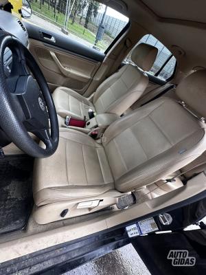 Melns Volkswagen Jetta 2009 Kauņa, ar dzinēja tilpumu 2.50 L un nobraukumu 320 tūkst. km par 1500 €, foto 18 vietnē AUTOMOTO.COM.LV