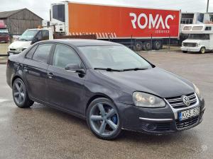 Melns Volkswagen Jetta 2010 Plungė, ar dzinēja tilpumu 1.90 L un nobraukumu 297 tūkst. km par 1100 €, foto 7 vietnē AUTOMOTO.COM.LV