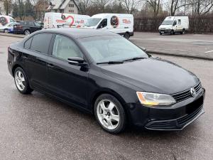 Melns Volkswagen Jetta 2011 Klaipėda, ar dzinēja tilpumu 2.48 L un nobraukumu 170 tūkst. km par 3999 €, foto 2 vietnē AUTOMOTO.COM.LV