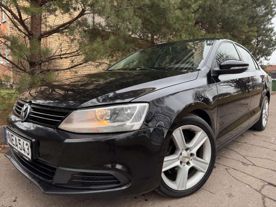 Melns Volkswagen Jetta 2011 Kauņa, ar dzinēja tilpumu 1.97 L un nobraukumu 367 tūkst. km par 4250 €, foto 7 vietnē AUTOMOTO.COM.LV