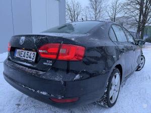 Melns Volkswagen Jetta 2011 Kauņa, ar dzinēja tilpumu 1.97 L un nobraukumu 373 tūkst. km par 4450 €, foto 16 vietnē AUTOMOTO.COM.LV