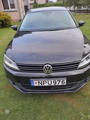 Melns Volkswagen Jetta 2011 Kauņa, ar dzinēja tilpumu 1.39 L un nobraukumu 239 tūkst. km par 3200 €, foto 5 vietnē AUTOMOTO.COM.LV