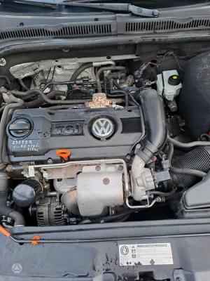 Melns Volkswagen Jetta 2011 Kauņa, ar dzinēja tilpumu 1.39 L un nobraukumu 239 tūkst. km par 3200 €, foto 8 vietnē AUTOMOTO.COM.LV