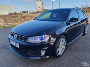 Melns Volkswagen Jetta 2012 Kauņa, ar dzinēja tilpumu 2.00 L un nobraukumu 155 tūkst. km par 4850 €, foto 17 vietnē AUTOMOTO.COM.LV