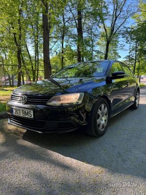 Black Volkswagen Jetta 2012 in Tallinn, with an engine capacity of 2.50 L and mileage of 156 thousand km for 6700 €, photo 3 on AUTOMOTO.COM.LV