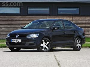 Melns Volkswagen Jetta 2012 Rīga, ar dzinēja tilpumu 1.60 L un nobraukumu 328 tūkst. km par 4800 €, foto  vietnē AUTOMOTO.COM.LV