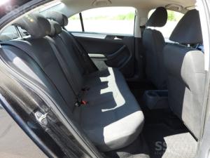 Melns Volkswagen Jetta 2012 Rīga, ar dzinēja tilpumu 1.60 L un nobraukumu 328 tūkst. km par 4800 €, foto 17 vietnē AUTOMOTO.COM.LV
