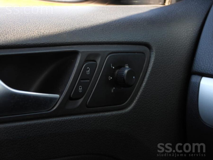 Melns Volkswagen Jetta 2012 Rīga, ar dzinēja tilpumu 1.60 L un nobraukumu 328 tūkst. km par 4800 €, foto 20 vietnē AUTOMOTO.COM.LV