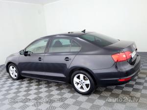 Melns Volkswagen Jetta 2012 Tallina, ar dzinēja tilpumu 1.60 L un nobraukumu 349 tūkst. km par 2799 €, foto 5 vietnē AUTOMOTO.COM.LV