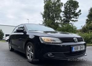 Melns Volkswagen Jetta 2013 Tallina, ar dzinēja tilpumu 1.40 L un nobraukumu 242 tūkst. km par 5500 €, foto 5 vietnē AUTOMOTO.COM.LV