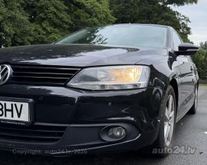 Melns Volkswagen Jetta 2013 Tallina, ar dzinēja tilpumu 1.40 L un nobraukumu 242 tūkst. km par 5500 €, foto 6 vietnē AUTOMOTO.COM.LV