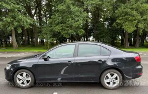 Melns Volkswagen Jetta 2013 Tallina, ar dzinēja tilpumu 1.40 L un nobraukumu 242 tūkst. km par 5500 €, foto 8 vietnē AUTOMOTO.COM.LV