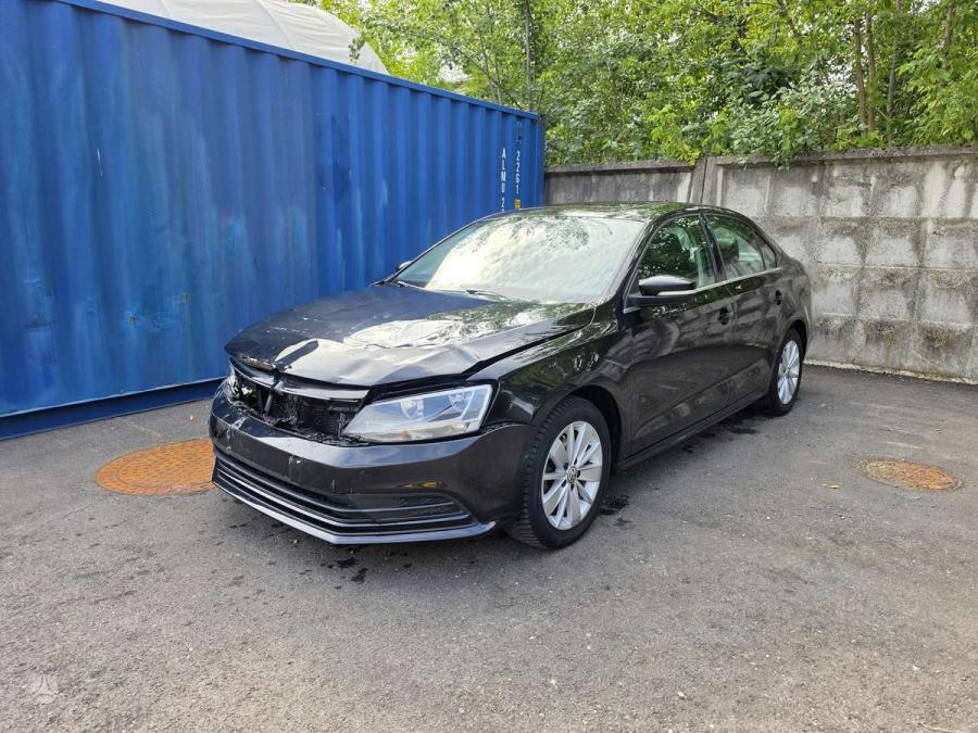 Melns Volkswagen Jetta 2015 Kauņa, ar dzinēja tilpumu 1.80 L un nobraukumu 187 tūkst. km par 2490 €, foto 1 vietnē AUTOMOTO.COM.LV