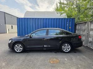 Melns Volkswagen Jetta 2015 Kauņa, ar dzinēja tilpumu 1.80 L un nobraukumu 187 tūkst. km par 2490 €, foto 6 vietnē AUTOMOTO.COM.LV