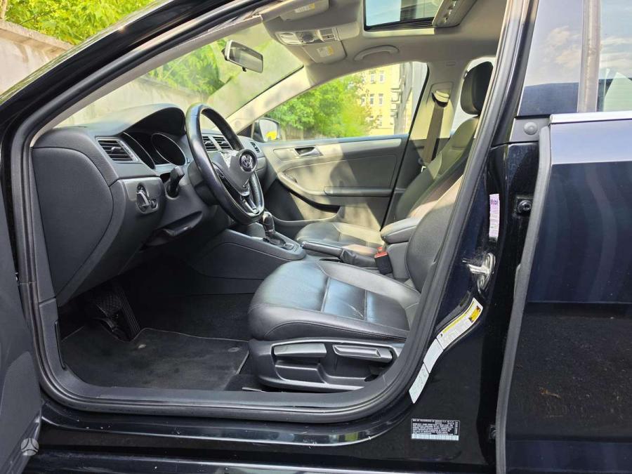 Melns Volkswagen Jetta 2015 Kauņa, ar dzinēja tilpumu 1.80 L un nobraukumu 187 tūkst. km par 2490 €, foto 21 vietnē AUTOMOTO.COM.LV