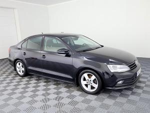 Black Volkswagen Jetta 2015 in Tallinn, with an engine capacity of 2.00 L and mileage of 247 thousand km for 4999 €, photo  on AUTOMOTO.COM.LV