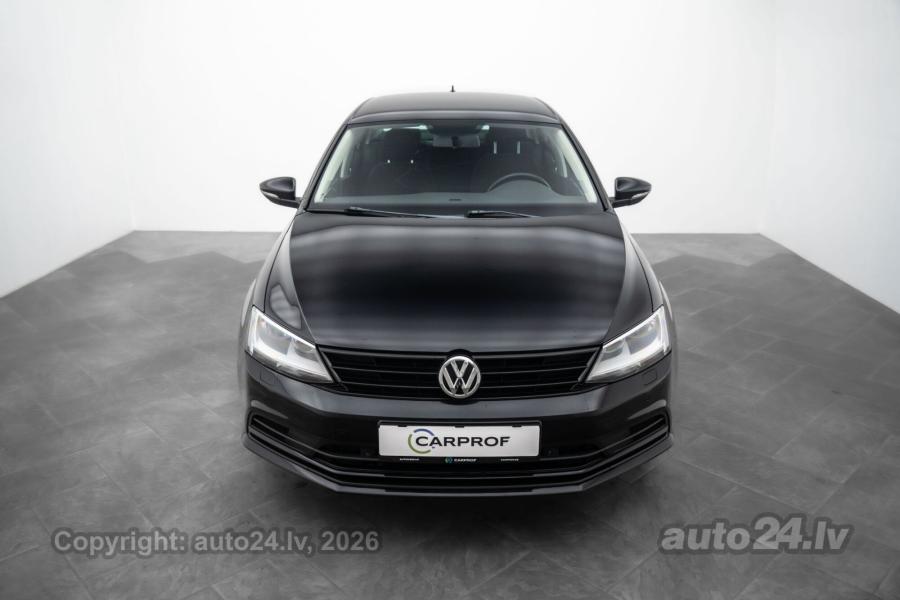 Black Volkswagen Jetta 2015 in Tallinn, with an engine capacity of 1.20 L and mileage of 173 thousand km for 5999 €, photo 3 on AUTOMOTO.COM.LV