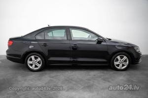 Black Volkswagen Jetta 2015 in Tallinn, with an engine capacity of 1.20 L and mileage of 173 thousand km for 5999 €, photo 5 on AUTOMOTO.COM.LV