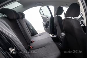Black Volkswagen Jetta 2015 in Tallinn, with an engine capacity of 1.20 L and mileage of 173 thousand km for 5999 €, photo 11 on AUTOMOTO.COM.LV