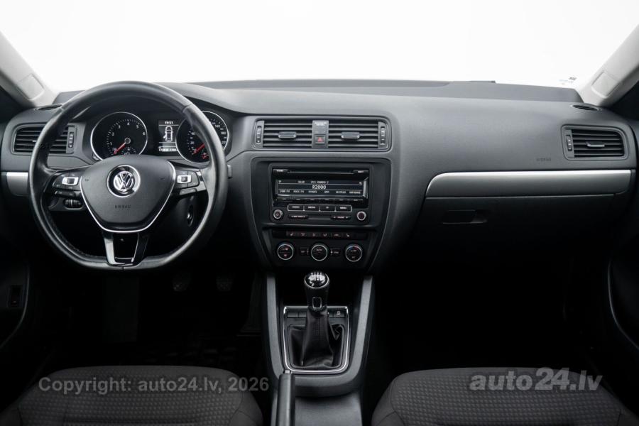 Black Volkswagen Jetta 2015 in Tallinn, with an engine capacity of 1.20 L and mileage of 173 thousand km for 5999 €, photo 14 on AUTOMOTO.COM.LV
