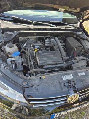 Melns Volkswagen Jetta 2016 Vilkaviškis, ar dzinēja tilpumu 1.40 L un nobraukumu 177 tūkst. km par 5900 €, foto 19 vietnē AUTOMOTO.COM.LV