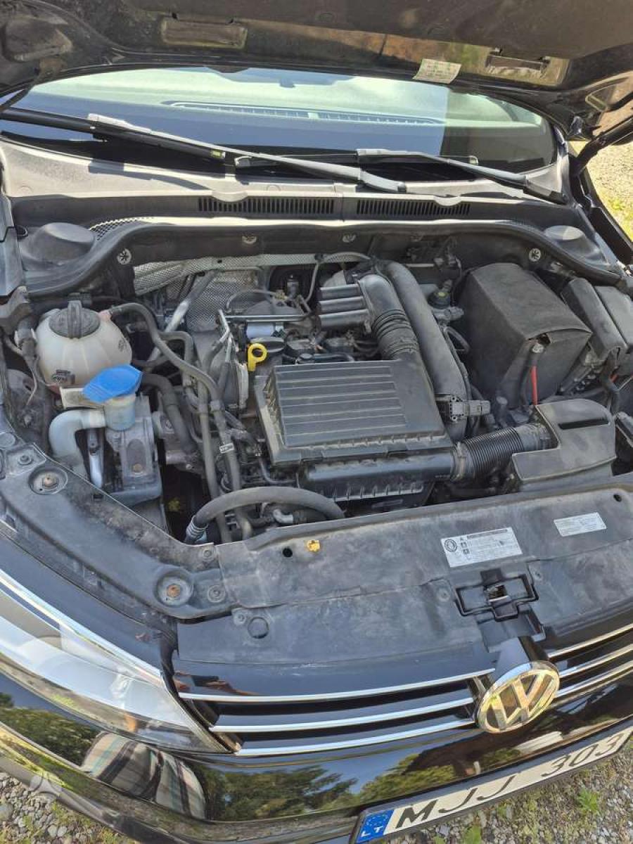 Melns Volkswagen Jetta 2016 Vilkaviškis, ar dzinēja tilpumu 1.40 L un nobraukumu 177 tūkst. km par 5900 €, foto 19 vietnē AUTOMOTO.COM.LV
