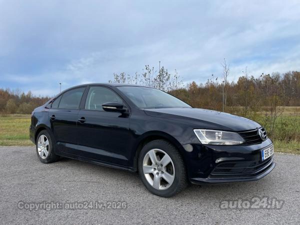 Black Volkswagen Jetta 2016 in Parnu, with an engine capacity of 1.40 L and mileage of 255 thousand km for 6399 €, photo 2 on AUTOMOTO.COM.LV