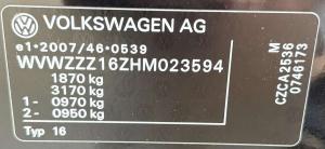 Black Volkswagen Jetta 2017 in Vilnius, with an engine capacity of 1.40 L and mileage of 102 thousand km for 8990 €, photo 11 on AUTOMOTO.COM.LV