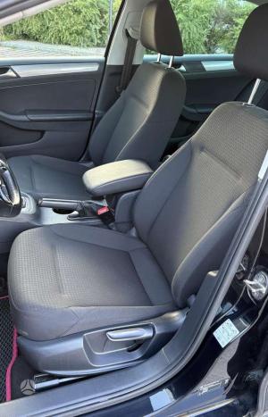 Melns Volkswagen Jetta 2017 Viļņa, ar dzinēja tilpumu 1.40 L un nobraukumu 102 tūkst. km par 8950 €, foto 8 vietnē AUTOMOTO.COM.LV