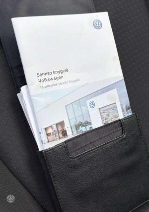 Melns Volkswagen Jetta 2017 Viļņa, ar dzinēja tilpumu 1.40 L un nobraukumu 102 tūkst. km par 8950 €, foto 12 vietnē AUTOMOTO.COM.LV