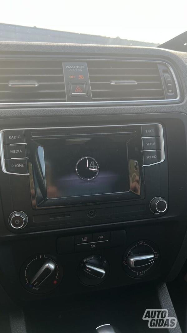 Melns Volkswagen Jetta 2018 Kauņa, ar dzinēja tilpumu 1.40 L un nobraukumu 113 tūkst. km par 5800 €, foto 8 vietnē AUTOMOTO.COM.LV
