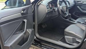 Black Volkswagen Jetta 2019 in Klaipeda, with an engine capacity of 1.40 L and mileage of 45 thousand km for 14200 €, photo 10 on AUTOMOTO.COM.LV