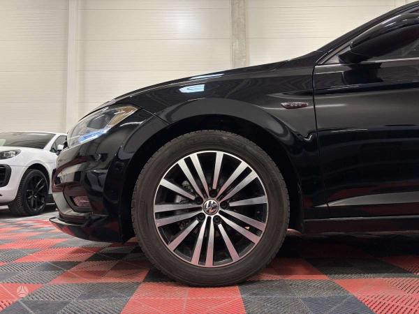 Melns Volkswagen Jetta 2019 Viļņa, ar dzinēja tilpumu 1.40 L un nobraukumu 61 tūkst. km par 11490 €, foto 9 vietnē AUTOMOTO.COM.LV