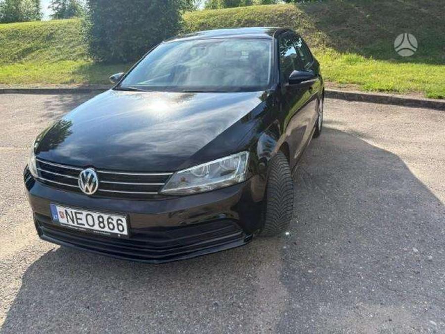 Black Volkswagen Jetta 2024 in Kaunas, with an engine capacity of 1.40 L and mileage of 187 thousand km for 6800 €, photo 1 on AUTOMOTO.COM.LV