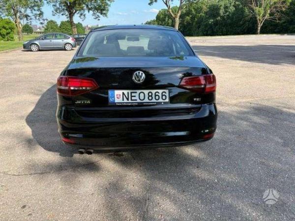 Black Volkswagen Jetta 2024 in Kaunas, with an engine capacity of 1.40 L and mileage of 187 thousand km for 6800 €, photo 3 on AUTOMOTO.COM.LV
