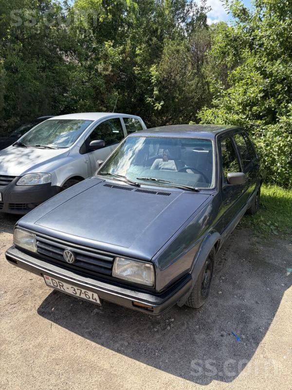 Blue Volkswagen Jetta 1988 in Ogre, with an engine capacity of 1.60 L and mileage of 53 thousand km for 950 €, photo 7 on AUTOMOTO.COM.LV