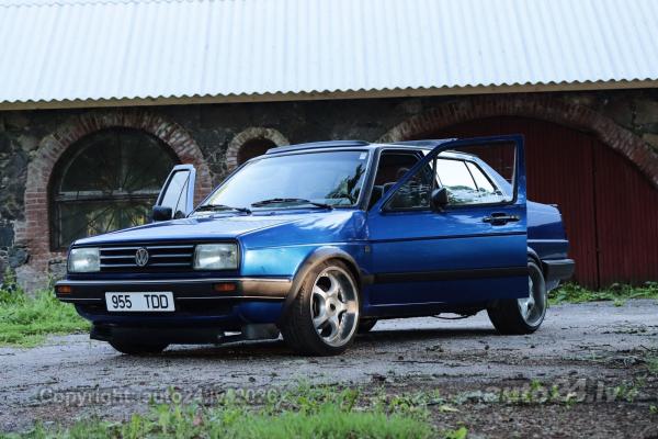 Zils Volkswagen Jetta 1989 Valga, ar dzinēja tilpumu 1.80 L un nobraukumu 280 tūkst. km par 6500 €, foto 1 vietnē AUTOMOTO.COM.LV