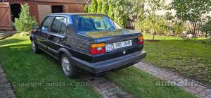 Blue Volkswagen Jetta 1989 in Tallinn, with an engine capacity of 1.30 L and mileage of 130 thousand km for 2400 €, photo 3 on AUTOMOTO.COM.LV