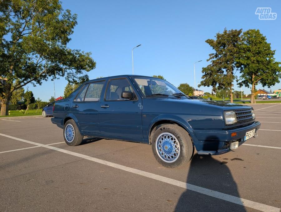 Синий Фольксваген Джетта 1989 в Каунас, объемом двигателя 1.60 л и пробегом 71 тыс. км за 1250 €, фото 4 на AUTOMOTO.COM.LV